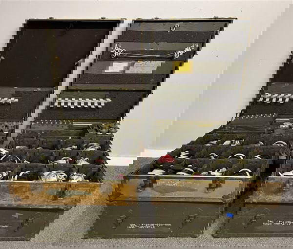 2 Military Field Lighting Sets