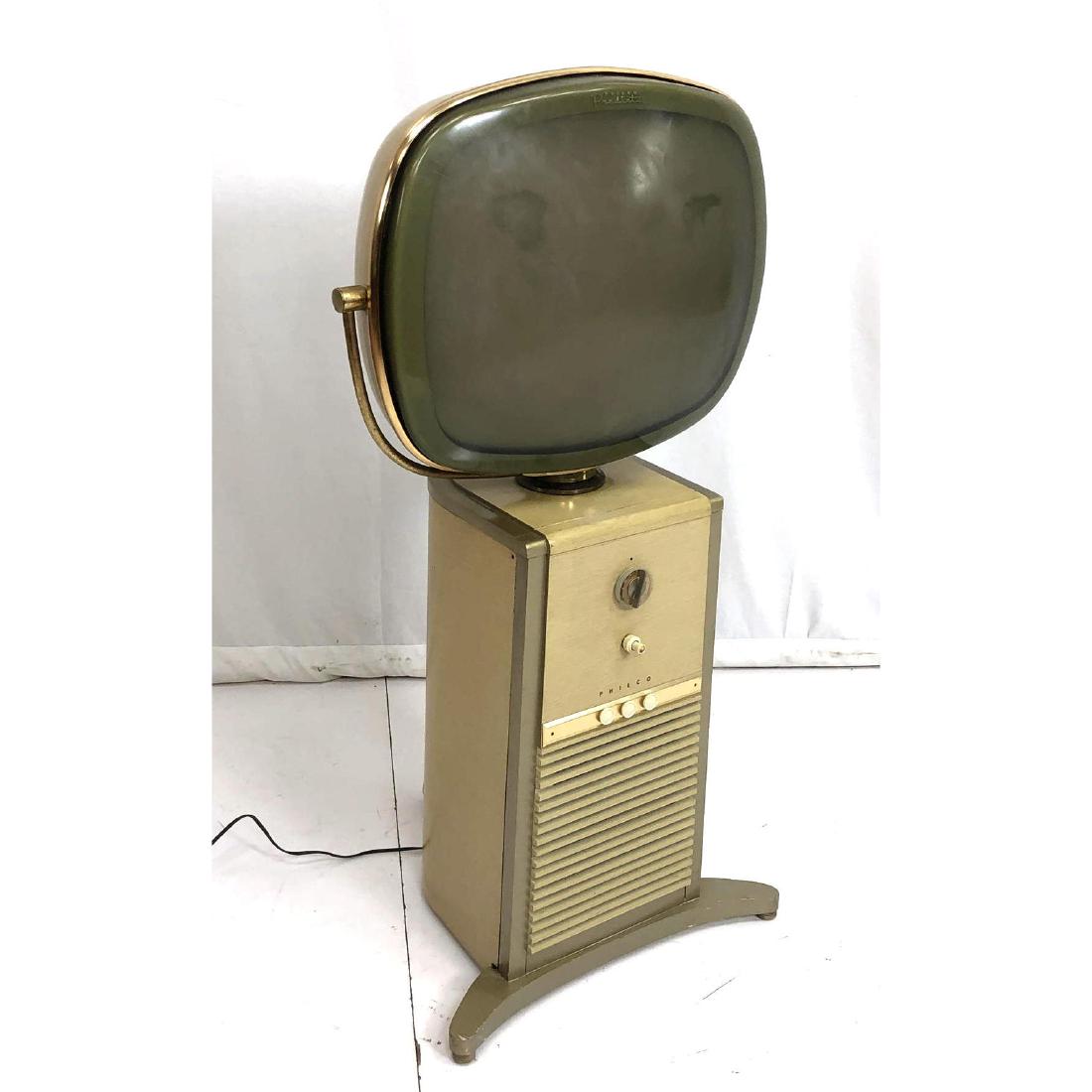 PHILCO PREDICTA Vintage TV Television on stand. S