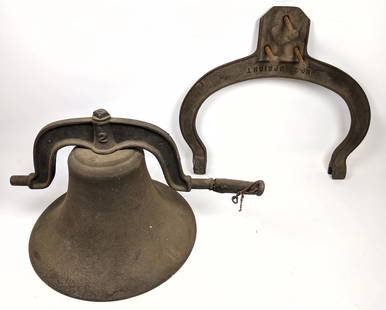 Crystal Metal No. 2 Cast Iron Dinner Bell W/ Yoke