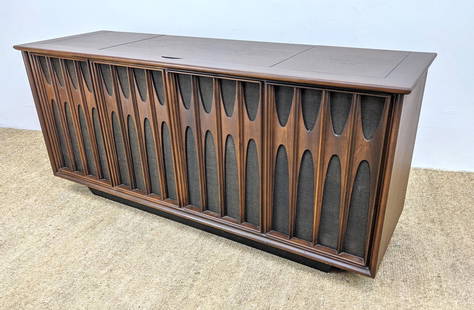 [mcintosh] Stereo Console Cabinet