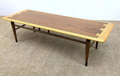 Lane Acclaim Series Dovetail Coffee Table