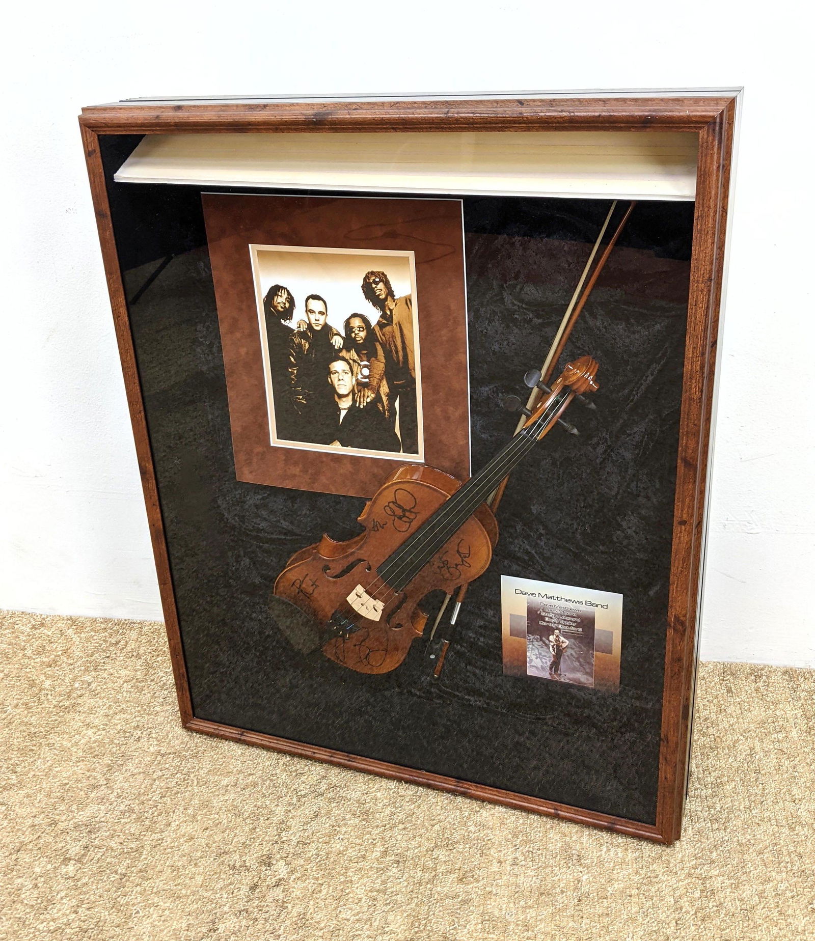DAVE MATTHEWS BAND Signed Violin Shadow Box. Cased art (#1540) on Sep ...