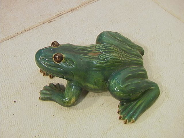 486: Large Ceramic Garden Frog. Green Glazed Pottery F : Lot 486