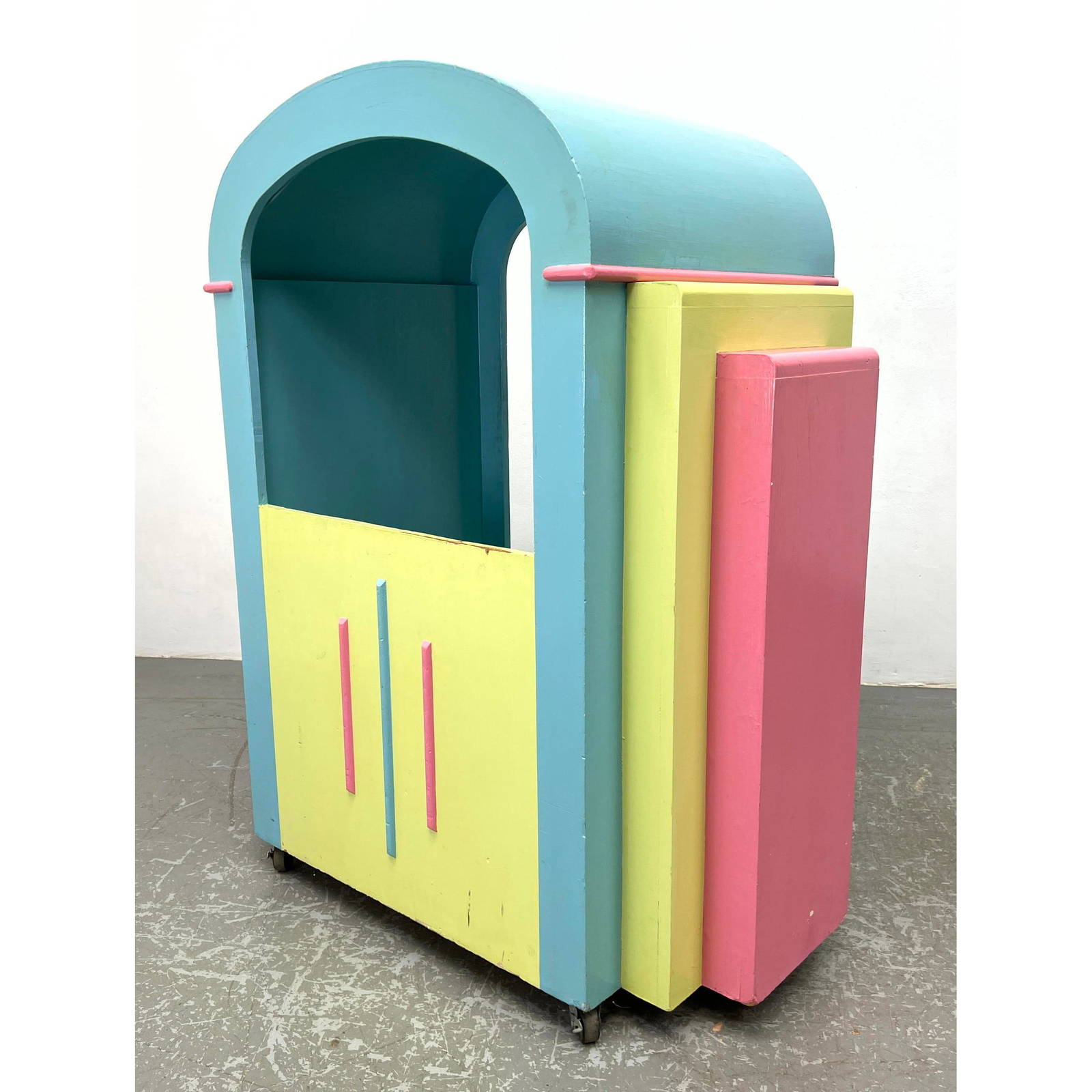 Plywood Puppets & Marionettes for Sale at Auction