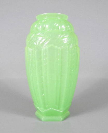 Rare Art Deco Jobling Uranium Lambton Vase