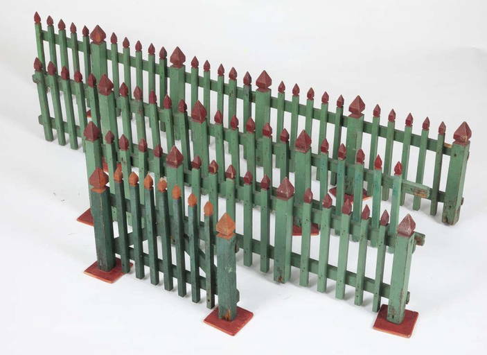 Green Painted Fence / Clôture Verte Miniature