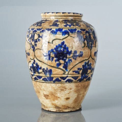 16th C. Safavid Mamluk Period Ceramic Vase Auction