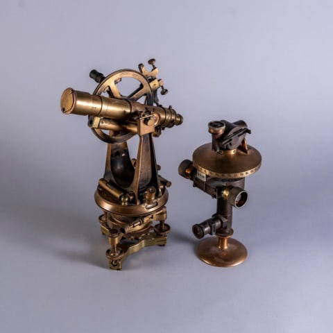 Two British Brass Scientific Instruments Auction