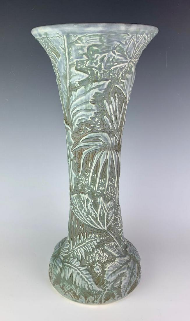 Large Weller "Marvo" Vase "Jungle Leaf" - Dec 01, 2019 | Treasureseeker ...