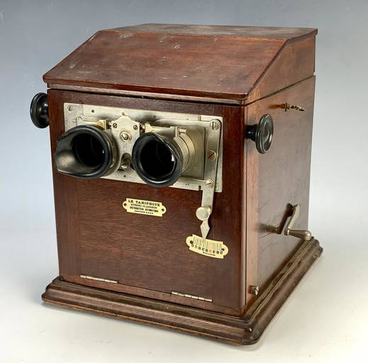 Antique Stereoscopic Viewer C.1900