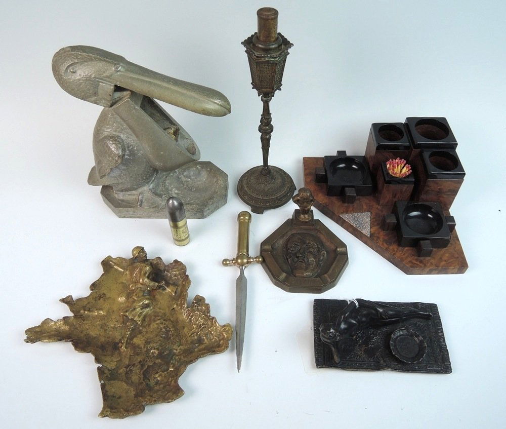 Hitler,Nude,Pelican,Street Lamp Lighter& More