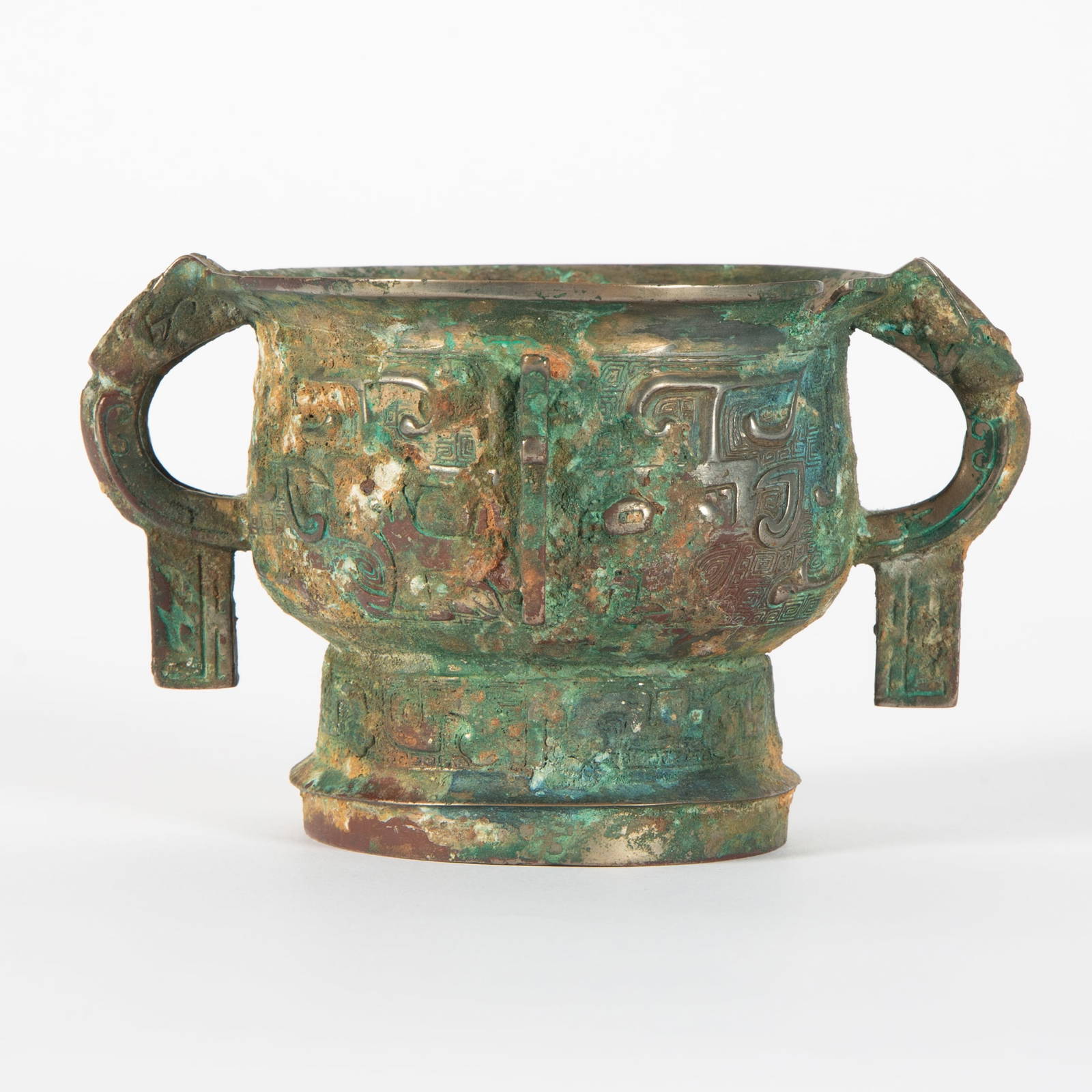 A Chinese Gui Antique Bronze Ritual Food Vessel Auction