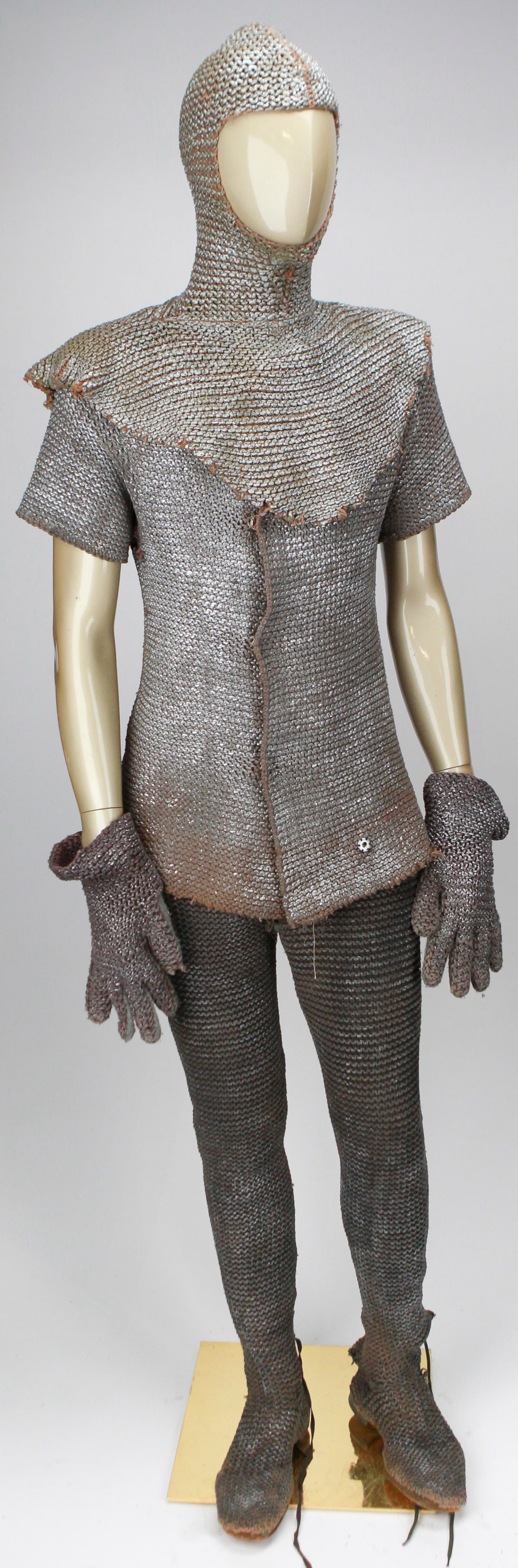 Paramount Pictures Chainmail Movie Costume Set Auction