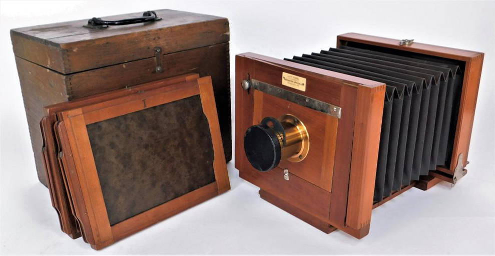Rochester New Model 5x7 Wood Field Camera