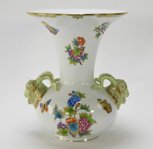 Herend Queen Victoria Vase