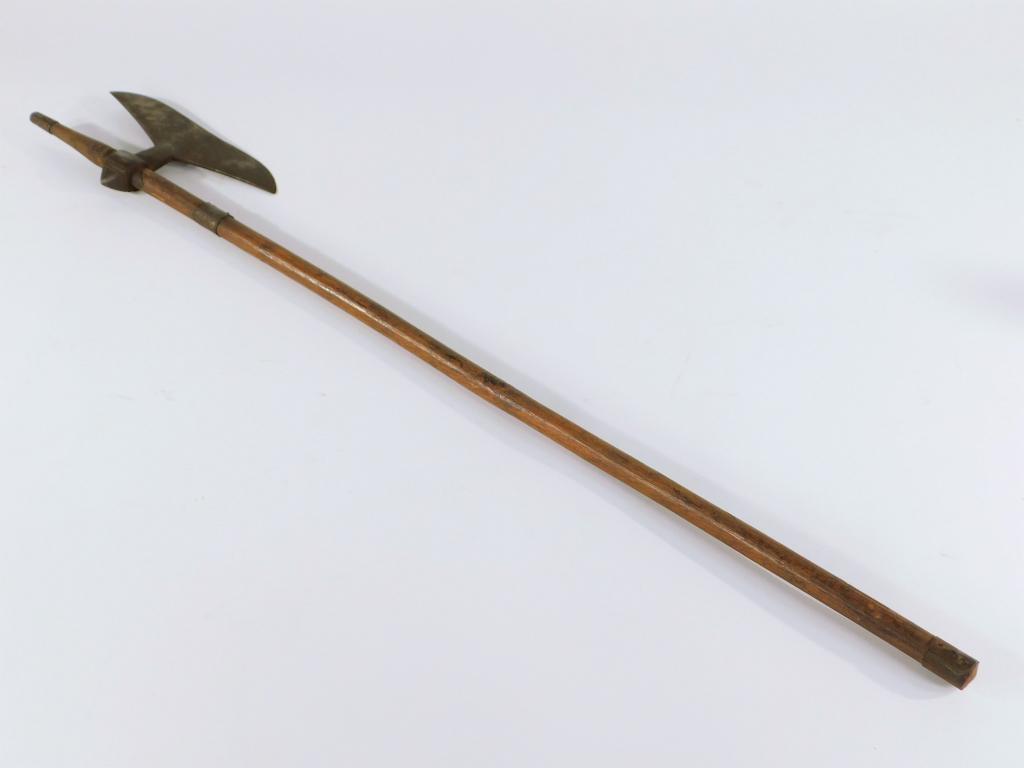 Antique European Axe - Nov 15, 2021 | Bruneau & Co. Auctioneers in RI