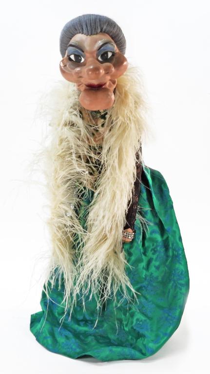 Wayland Flowers Madame Puppet