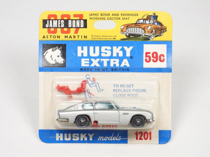 1966 Husky Models James Bond Aston Martin Mosc