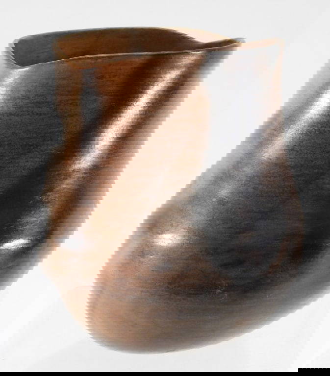 Sue A. Williams Curved Rim Pottery Vessel Auction