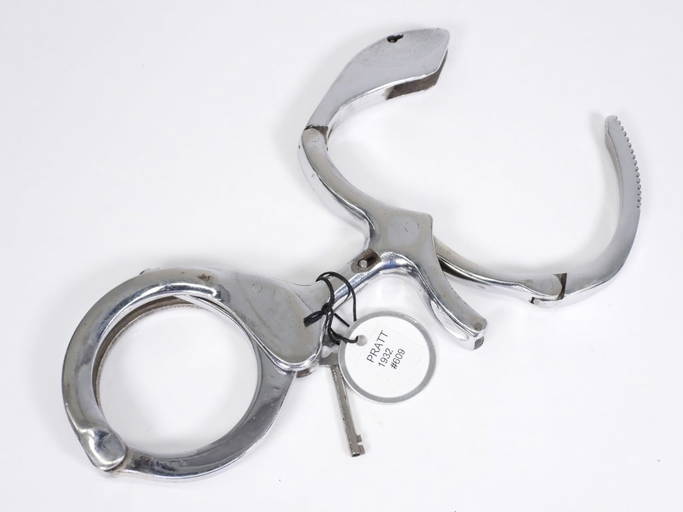 Pratt Combination Steel Handcuffs
