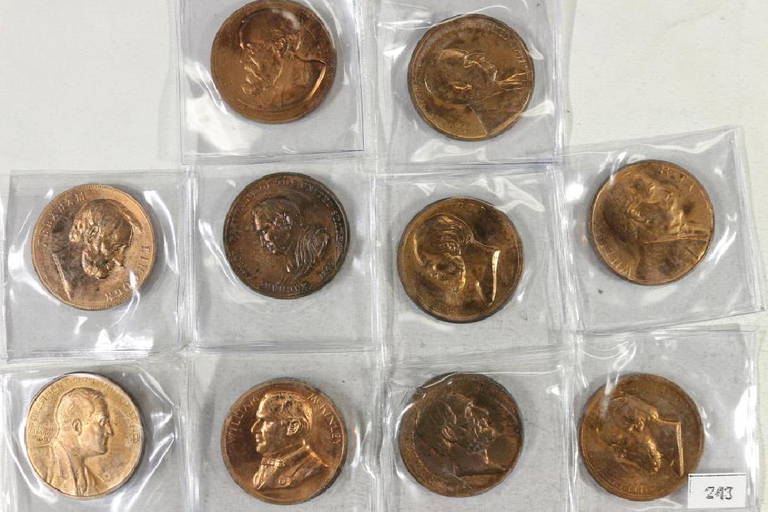 10 Presidential Bronze Tokens
