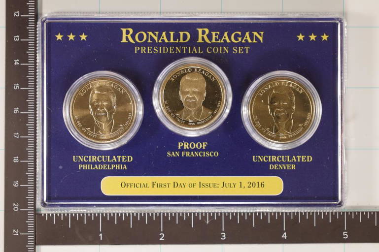 Ronald Reagan Presidential 3 Coin Set P & D Unc