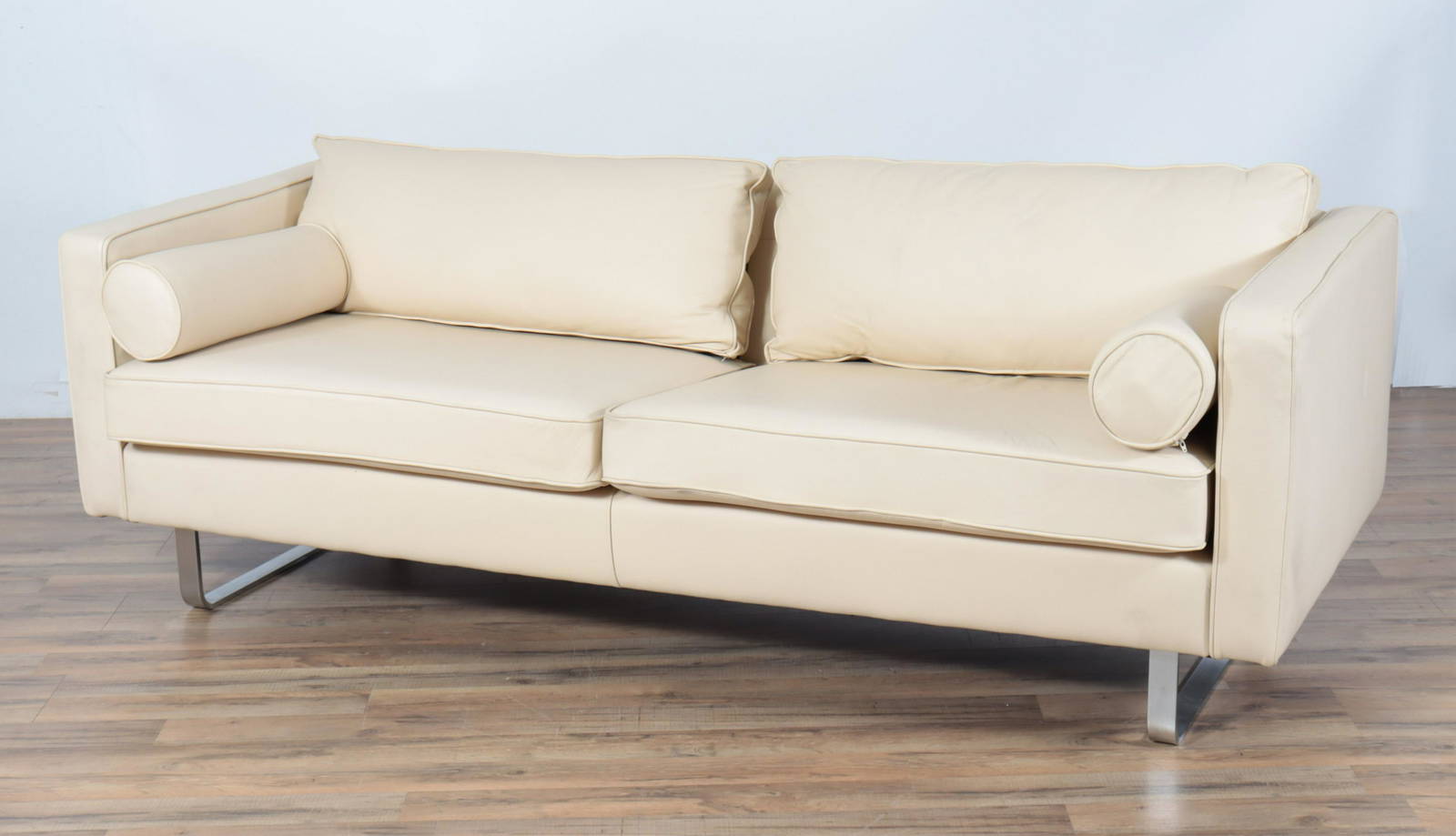 Contemporary Sofas & Settees for Sale at Auction