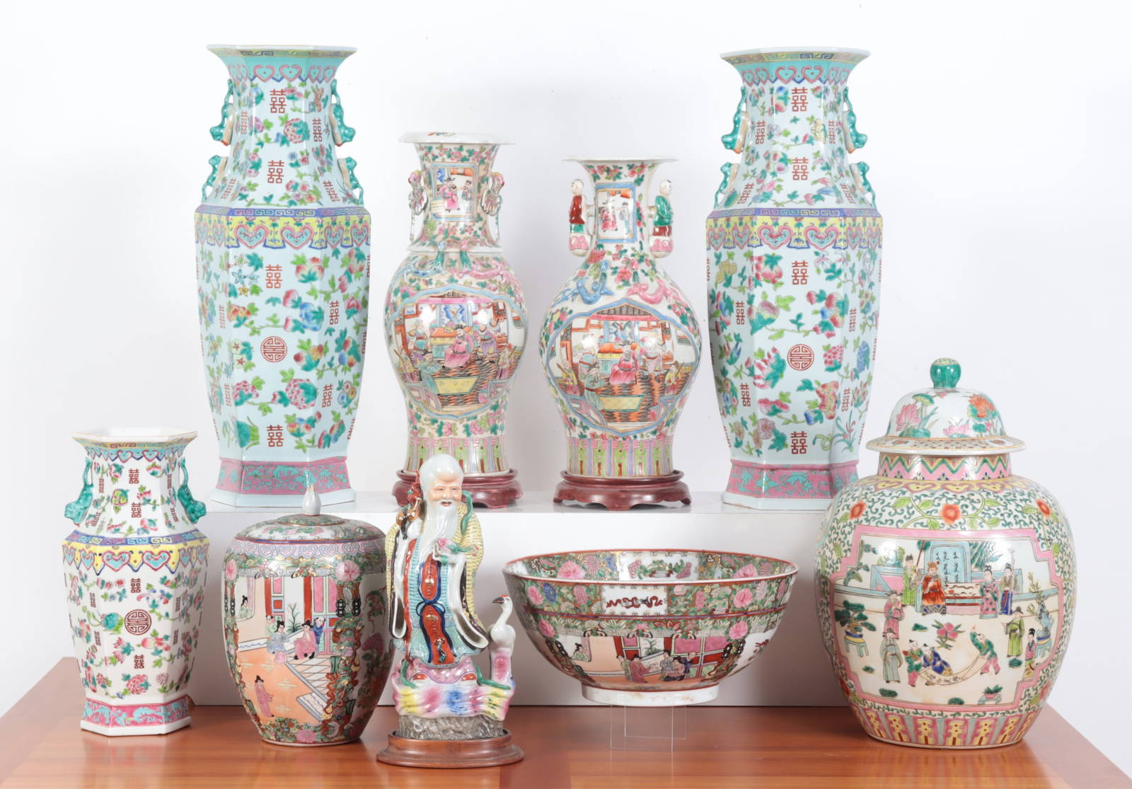 Chinese Style Porcelain Vases, Jars & Figure Auction
