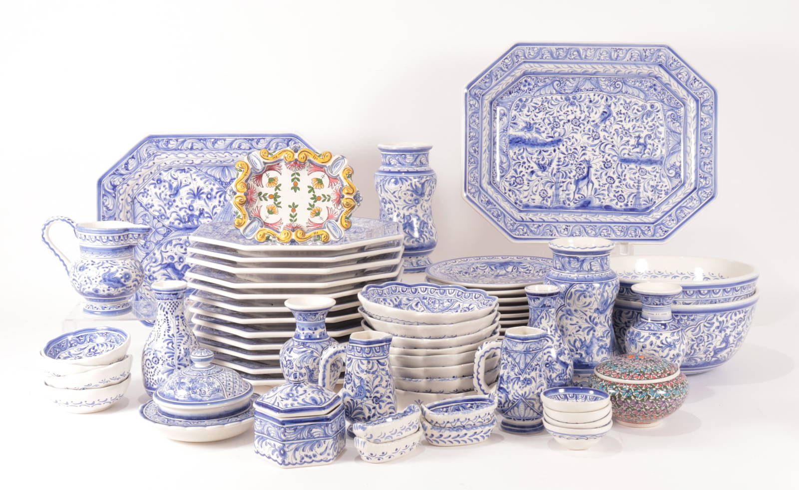 59 Pcs. Coimbra Xvii Cobalt Hand Painted Ceramics Auction