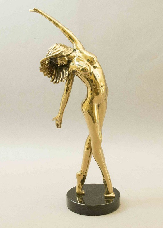 Tom Bennett "Sunset" Bronze Sculpture - Jul 16, 2016 | Witherell's in CA