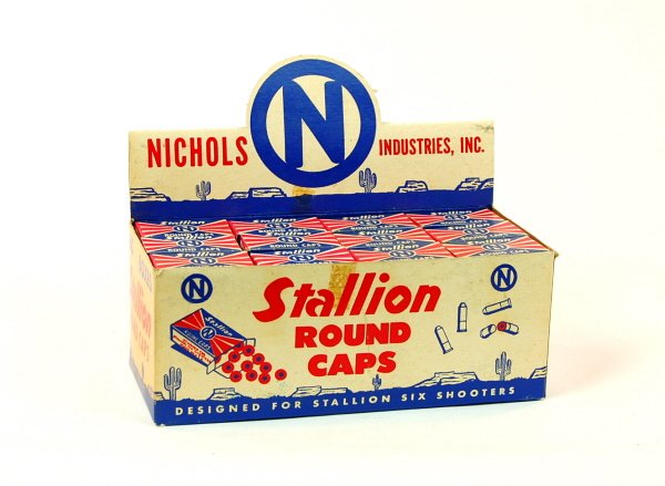 454: Full display box of Nichols Stallion Round caps
