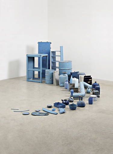 Tony Cragg, Blue Horn (axt)