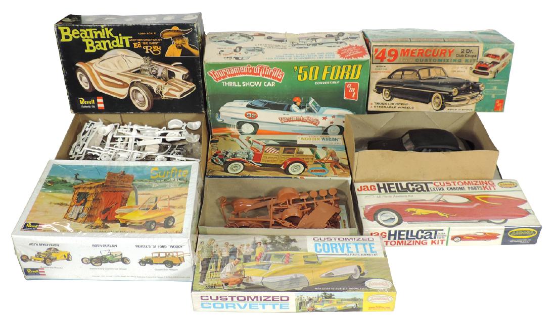 Toy model car kits (7), unassembled in boxes, amt '50