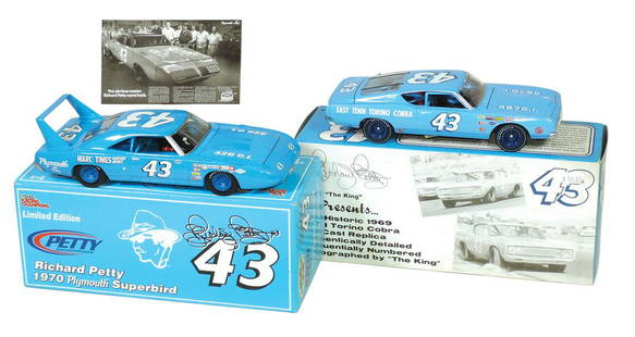Richard Petty Signed Autographed Die Cast Racing Semi Truck Nascar