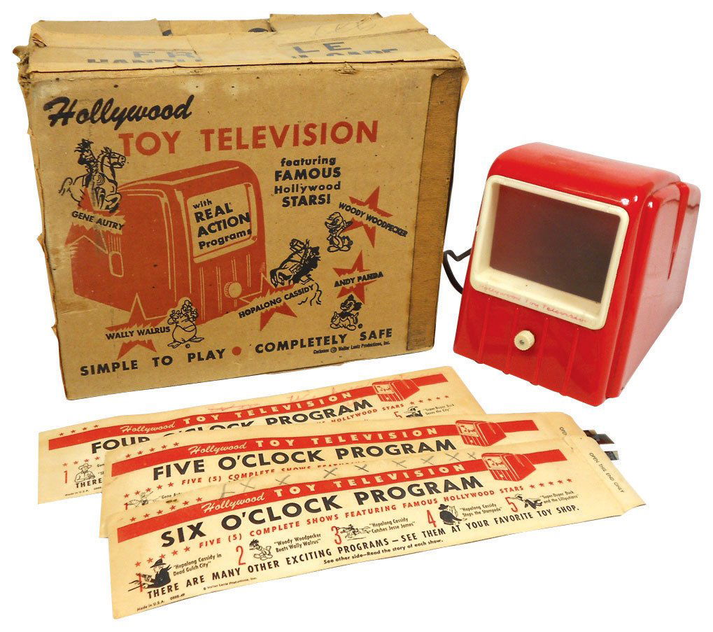 0813: Toy, Hollywood Toy Television w/orig box, red/whi