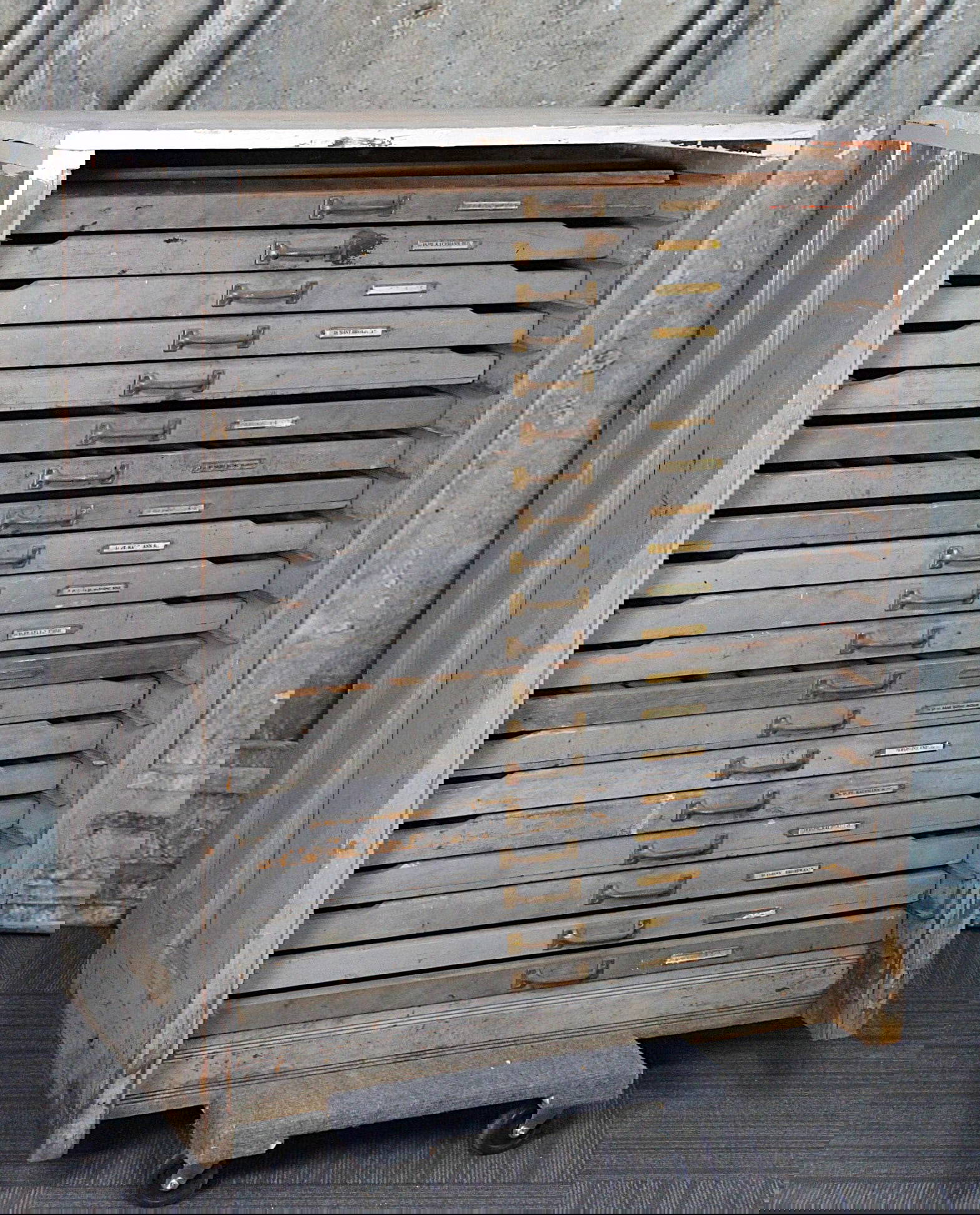 A 19 Drawer Oak Typesetters Cabinet Auction