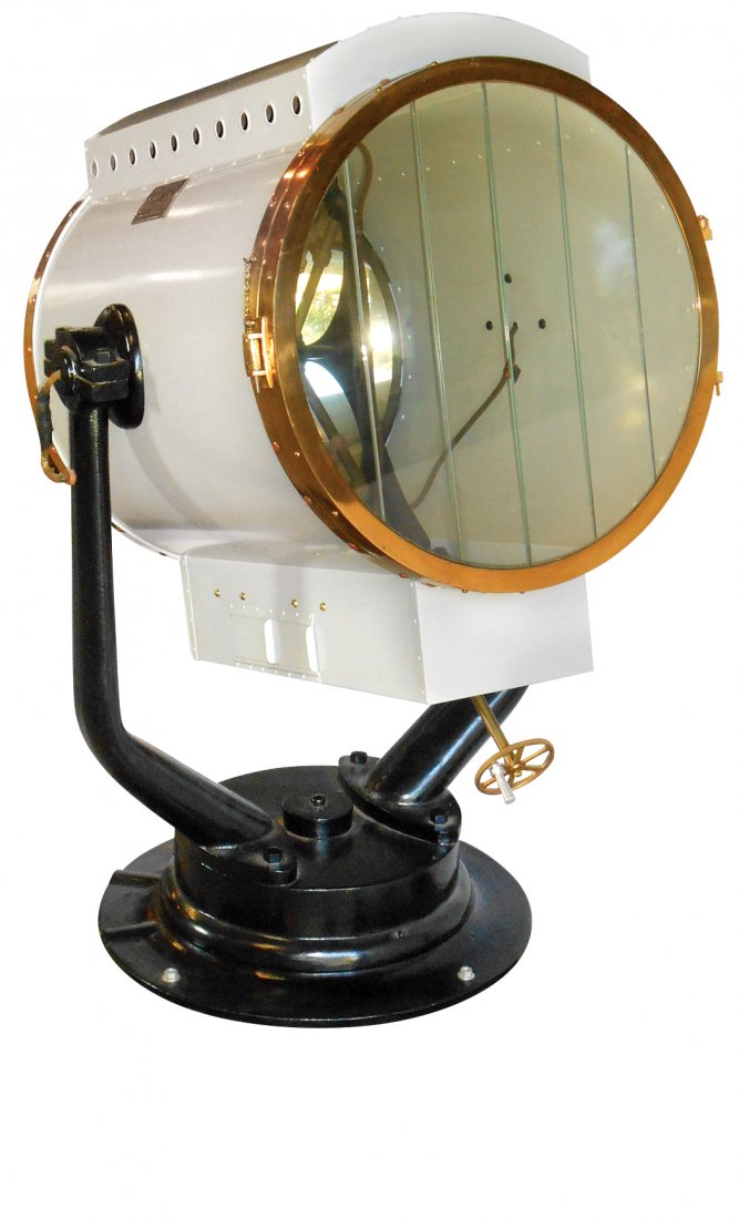 Carbon arc spotlight w/DC generator, "The Carlisle