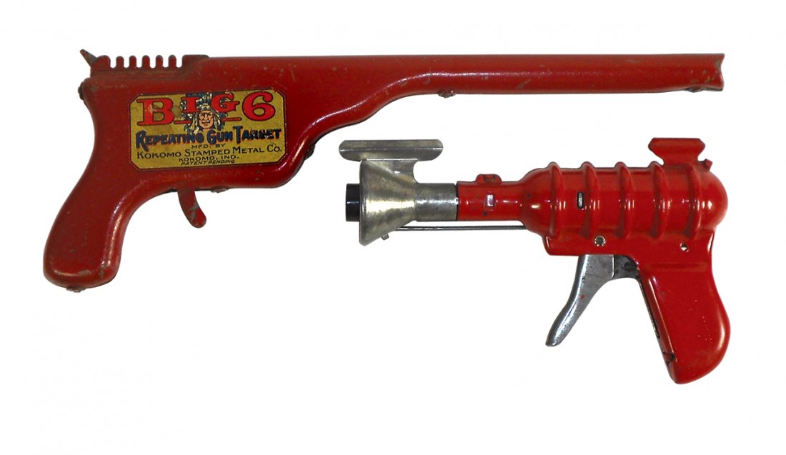 Toy guns (2), Wyandotte 33 Repeater pop gun, All Metal