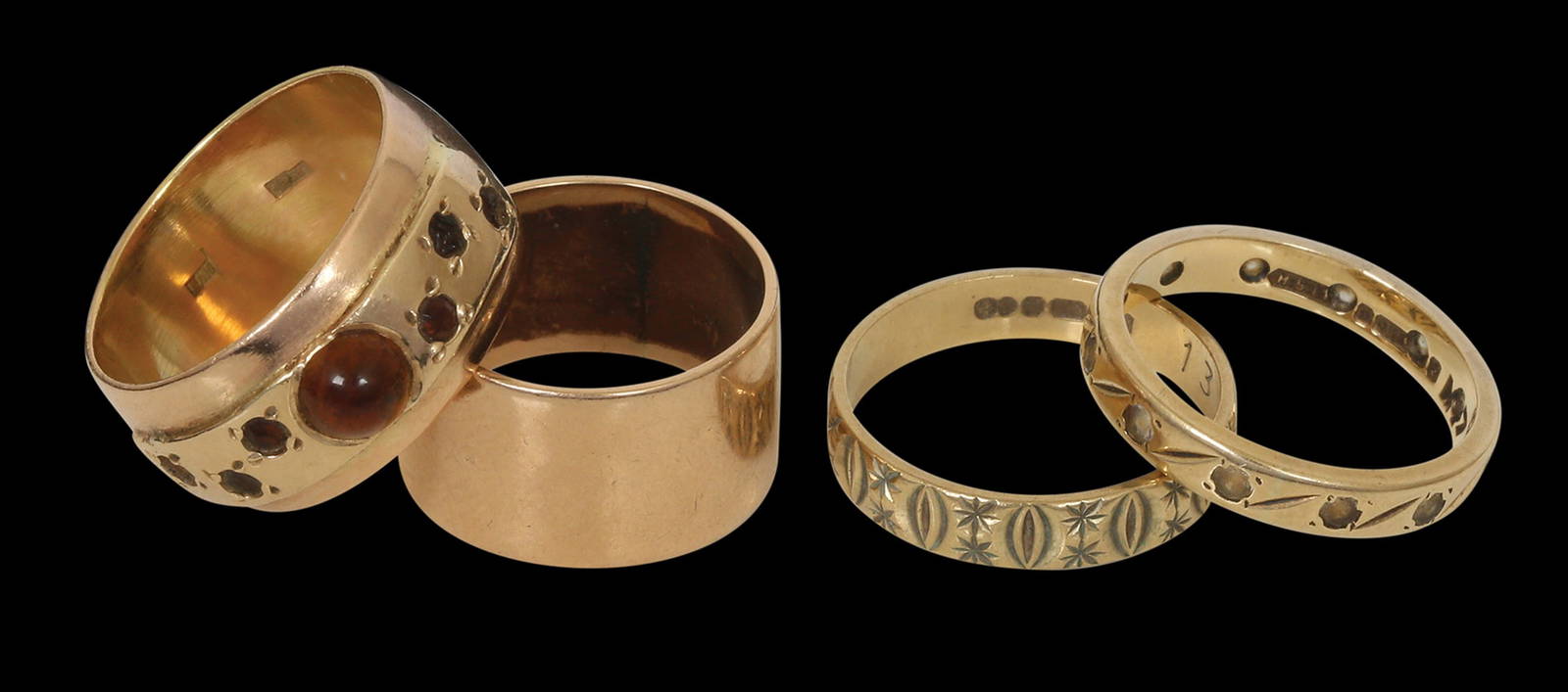 A Lot Of 4 Gold Rings Auction