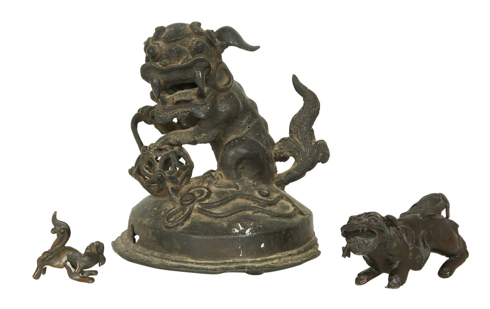 Lot Of 3 Chinese Bronze Figurines In The Form Of Ancient Shi Shi Dogs ...