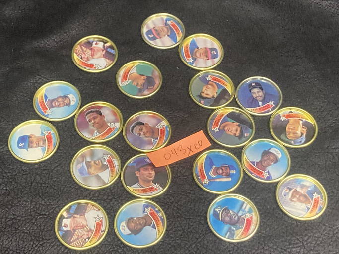 x 20 Topps 1990 Baseball Player Caps Metal Rounds Milk Bottle Coin Pog ...