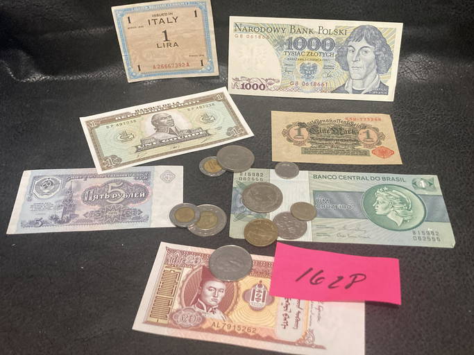Mix lot of foreign Currency 7 Bills & 10 world coins - Nov 13, 2022 ...
