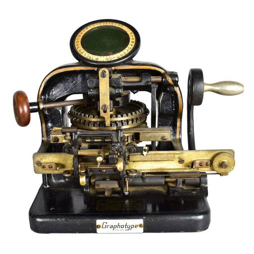 U.s. Graphotype Dog Tag Machine