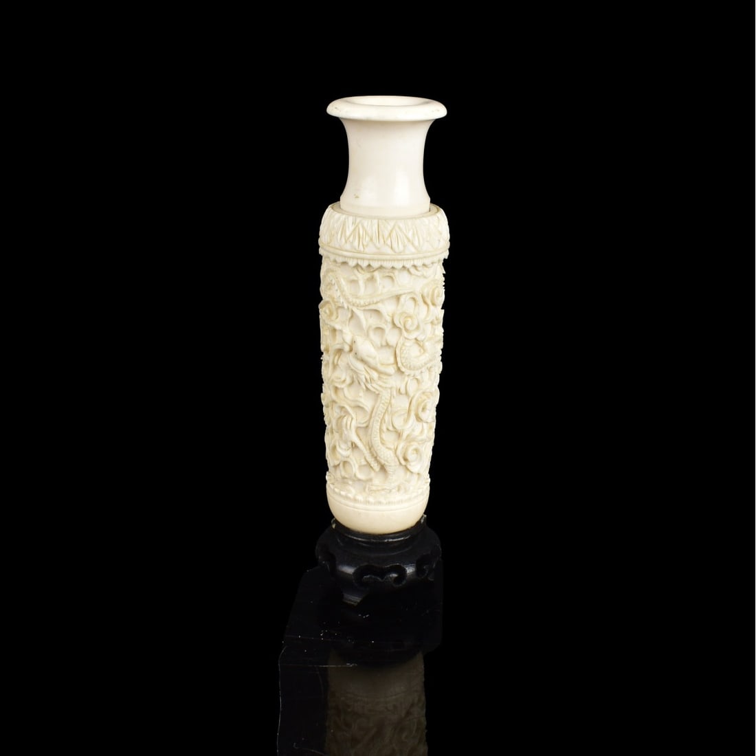 Antique Chinese Deep Relief Carved Vase Auction