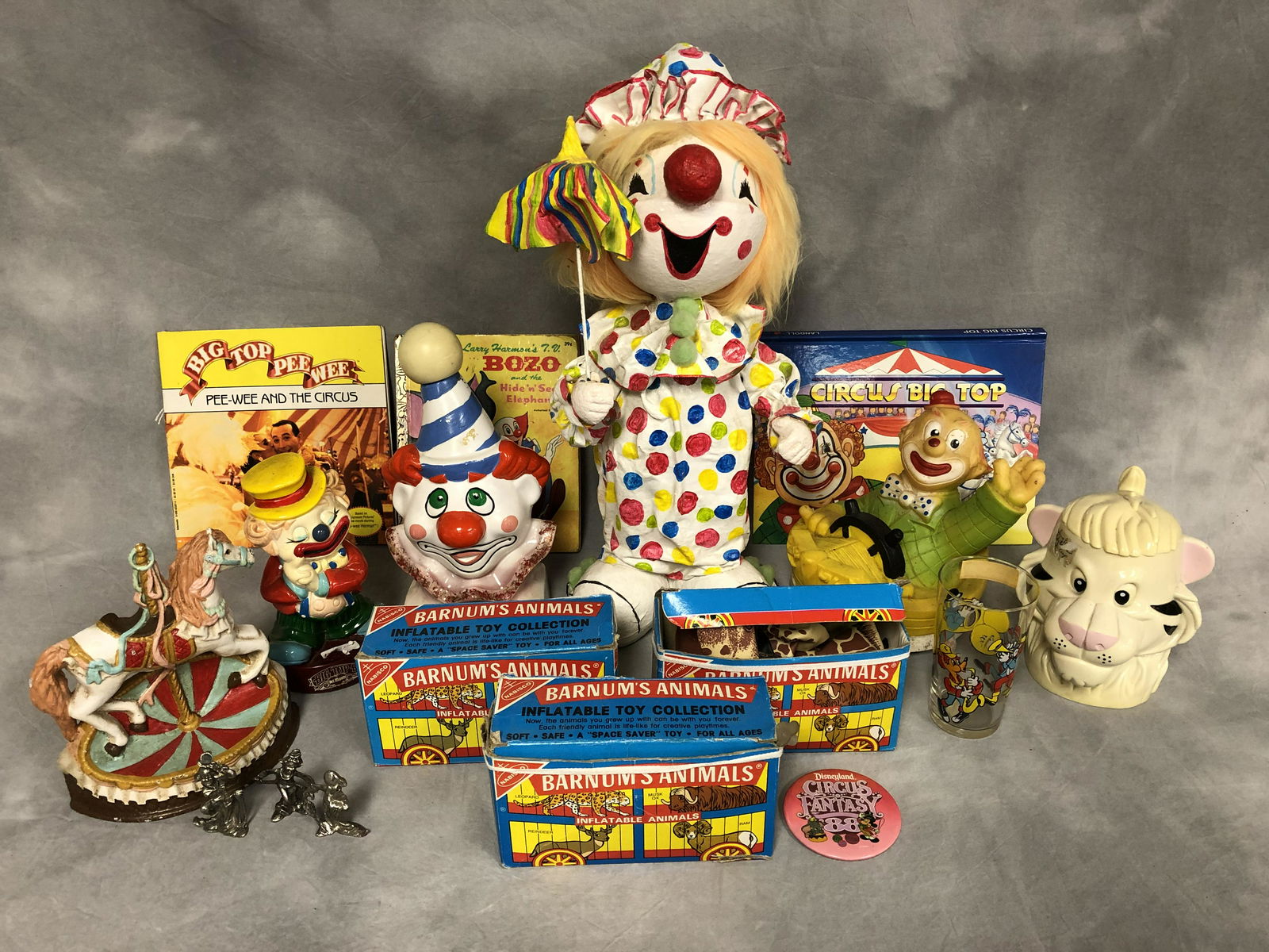 Vintage Circus, Clown Items