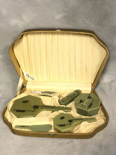 Art Deco 'pyralin' Bakelite Vanity Set