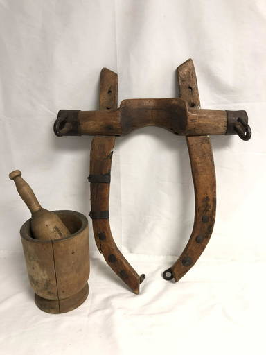 Primitive Mortar W/ Pestle, Bull Yolk Mortar 6.25'' X