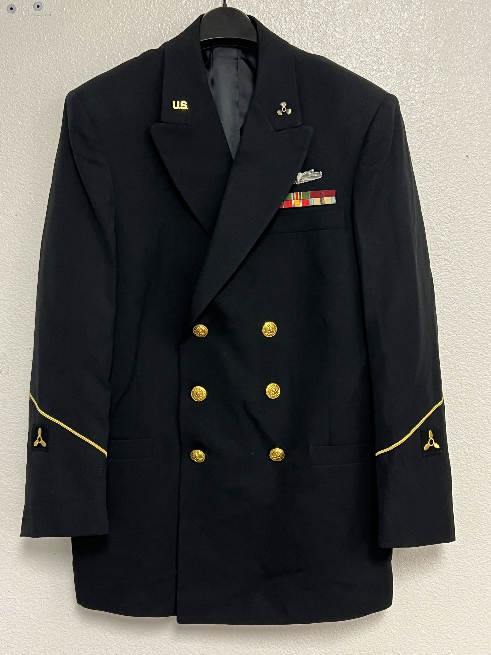 Usn Officiers Submarine Jacket W/pins,ribbons Sz 43l Patriot By ...