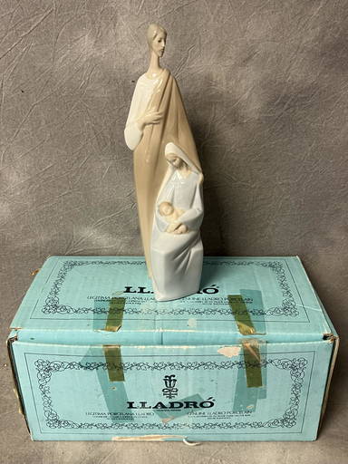 Lladro Holy Family Joseph, Mary, Jesus Figure #4585 W/ Original Lladro Box
