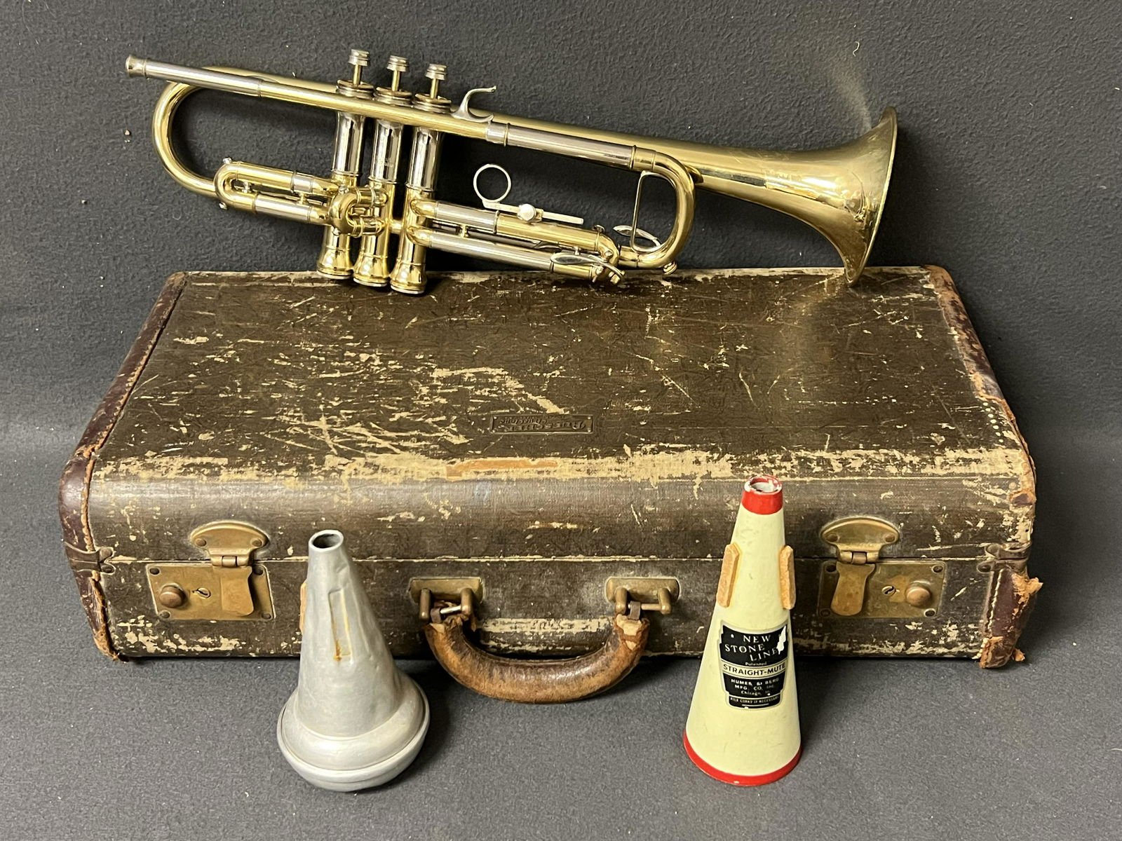Vtg Buescher 400 True Tone Trumpet,case - #312783 W/ (2)mutes ...